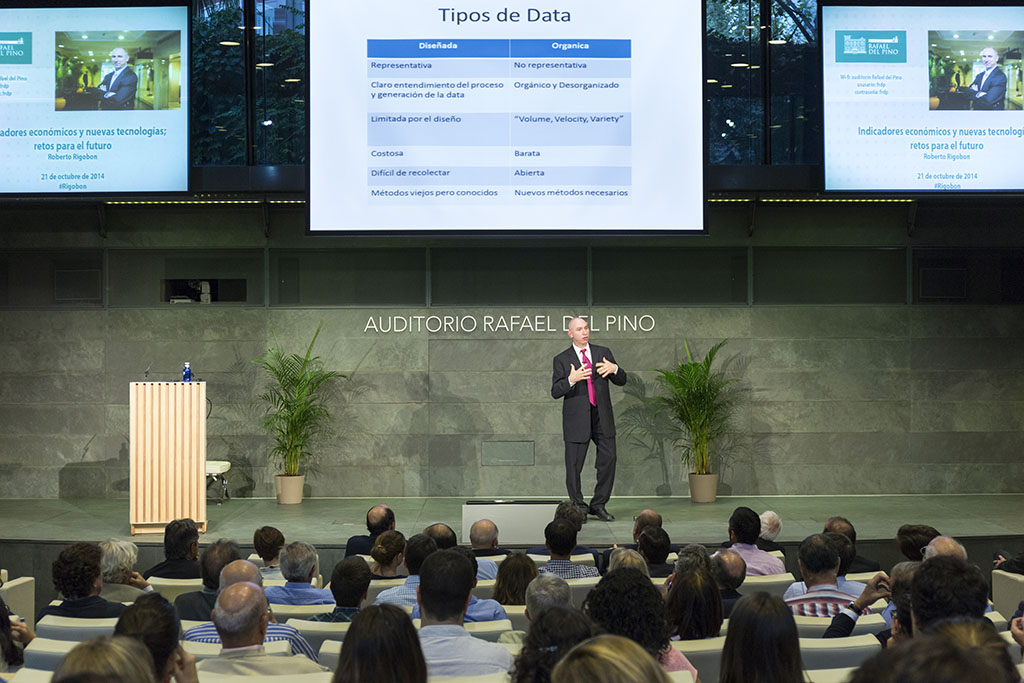 Conferencia Magistral Roberto Rigobon